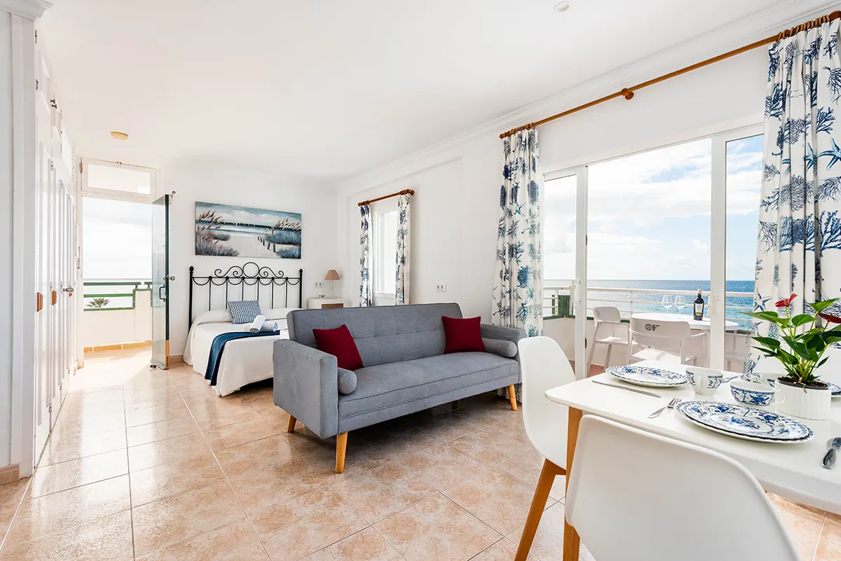 VISTAMAR, study - Hamilton Court